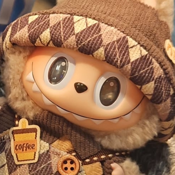 Labubu | Toys | Brown And Cream Barista Outfit Coffee Gor Labubu ...